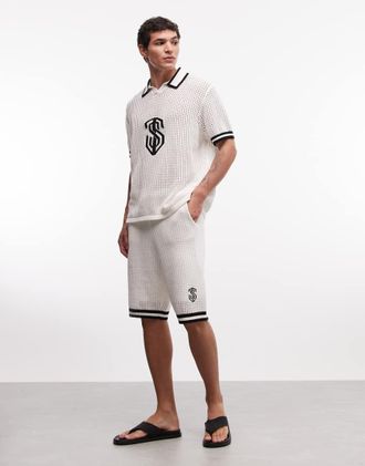 Sixth June Strick-Shorts in Wei&szlig; mit Stickerei, Kombiteil