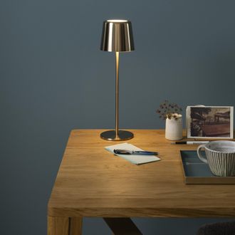 Lightbox LED Tischlampe f&uuml;r Innen & Au&szlig;en | 37 cm / 23 cm H&ouml;he, &Oslash; 10 cm | messing/goldfarbene Outdoor Tischleuchte mit CCT (3000-6500K) | 300lm | mobil/kabello