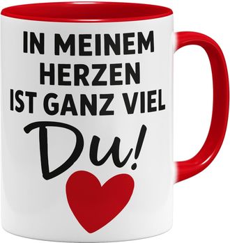 OM3 In meinem Herzen ist ganz viel Du Kaffee-Tasse mit Spruch - Romantische Love Spruchtasse mit Herzmotiv - Keramik Becher - 325ml - Beidseitig Bedruckt 