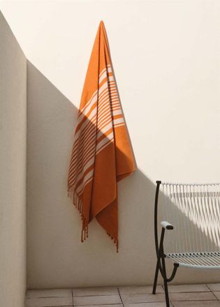 Mango Serviette de plage &agrave; rayures avec d&eacute;tail de franges orange - Home - 100x180cm - MANGO HOME