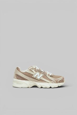 New Balance U740 V2