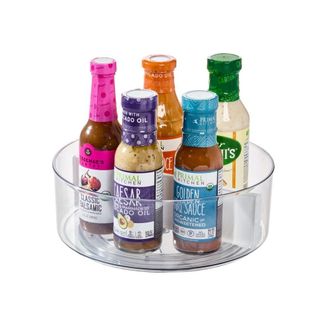 InterDesign iDesign Drehteller, Küchen Rondell by Rosanna Pansino, Vorratsbehälter aus recyceltem Kunststoff mit Trennwand, durchsichtig und weiß