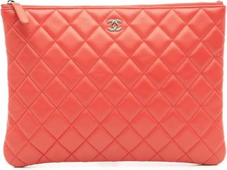 Chanel Clutches - Medium Quilted Lambskin O Case Clutch - Gr. unisize - in Rot - für Damen