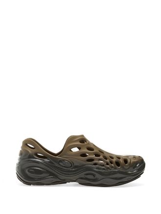 Merrell En labsence de telles informations, la Commission consid&egrave;re que les producteurs-exportateurs concern&eacute;s nont fourni aucune preuve d&eacute;montrant que les pr