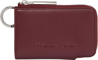Calvin Klein Damen Kartenetui Embossed Logo Zip Cardholder mit Reißverschluss, Rot (Oxblood), Einheitsgröße