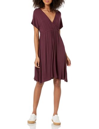 Amazon Essentials Damen Surplice-Kleid (Erhältlich in Übergröße), Burgunderrot, XXL