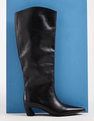 Vagabond Shoemakers Ilona bottes montantes &agrave; bout pointu avec talon courbe en cuir noir