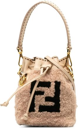 Fendi Hobo Bags - Shearling Mini Mon Tresor Bucket Bag - Gr. unisize - in Gold - f&uuml;r Damen