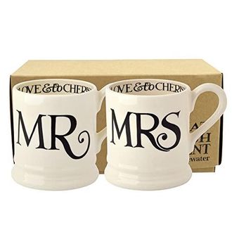 Emma Bridgewater Mr und Mrs Tassen Set, 2 St&uuml;ck, gro&szlig;e Tasse 1/2 Pint, Steingut Keramik Kaffeetasse gro&szlig; - Geschenk Hochzeit, Verlobungsgeschenk Ideen, Tassen f&uuml;r Paar