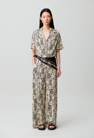 Claudie Pierlot Chemise satin imprim&eacute; l&eacute;opard