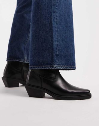 Asos Chelsea-Stiefel in Schwarz mit kubanischem Absatz und Western-Details