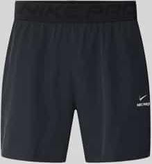 Nike Shorts mit Logo und elastischem Bund