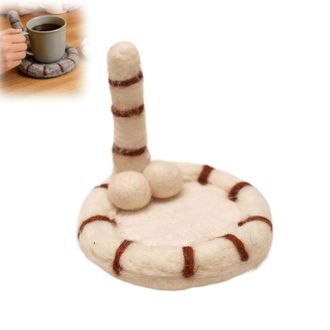 Generic Untersetzer aus Filz in Katzenpopo-Form - Einfach zum Verlieben! Handgefertigter Getr&auml;nkeuntersetzer mit Katzenschwanz und Bommeln, witziger und saugf