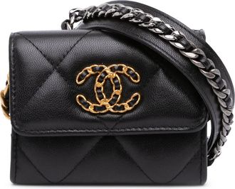 Chanel Hobo Bags - Quilted Lambskin 19 Flap Coin Purse With Chain - Gr. unisize - in Schwarz - für Damen