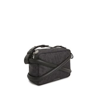 Alexander McQueen bedruckte Umh&auml;ngetasche in Schwarz