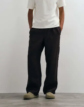 Arket Hose aus reinem Leinen in Schokobraun