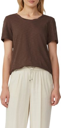 s.Oliver T-Shirt mit Flammgarnstruktur und Ausschnitt-Detail