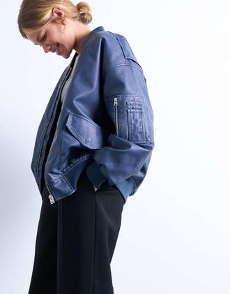 Topshop MA1-Bomberjacke aus Kunstleder in verwaschenem Jeansblau