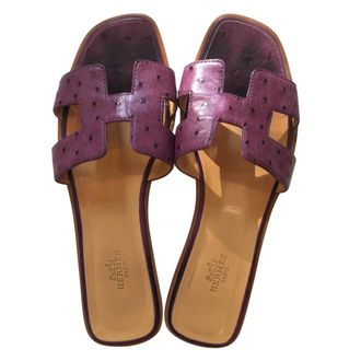 Herm&egrave;s Oran dark purple ostrich leather H sandals Size 38.5
