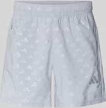 adidas Regular Fit Shorts mit Logo-Allover-Muster Modell WE BRLO SHO