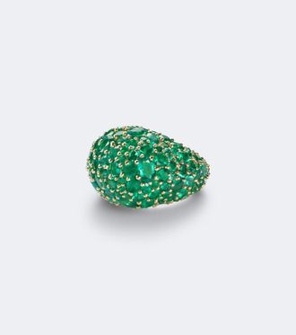 Octavia Elizabeth Ring Earth Dome aus 18kt Gelbgold mit Smaragden