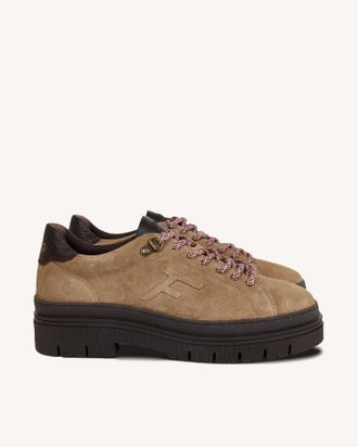 Faguo Chaussures en cuir su&egrave;de et cuir beige