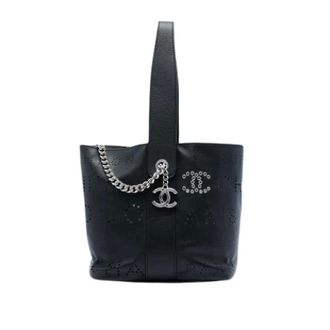 Chanel Sac seau en cuir perfor&eacute; Pre-owned - Femme - Pre-owned - Noir - Taille: ONE Size