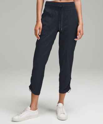 lululemon Pantacourt Dance Studio taille mi-haute pour Femmes - Bleu - Taille 0