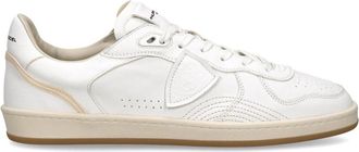 Philippe Model Flache Sneaker aus Glattleder mit Aufnäher in