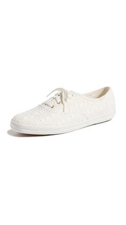 Keds Baskets Champion Seasonal en Toile pour Femme, Cr&egrave;me au Crochet, 7.5