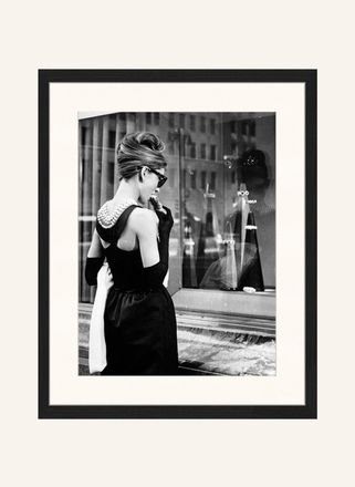 Liv Corday Wandbild Frühstück Bei Tiffany Mit Rahmen schwarz