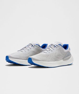 lululemon Beyondfeel Laufschuh f&uuml;r M&auml;nner - Gr&ouml;&szlig;e 10/5 in Silver Drop/Vapor/Galactic Cobalt