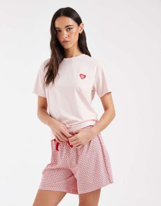 HUGO BOSS HUGO Red - Ensemble de pyjama &agrave; motif coeurs - Rose pastel