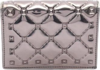Valentino Portefeuille Bifold en cuir verni Pre-owned - Femme - Pre-owned - Gris - Taille: ONE Size