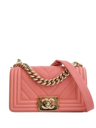 Chanel petit sac &agrave; bandouli&egrave;re Boy Flap en cuir Caviar &agrave; matelassage chevron (2020) - Rose