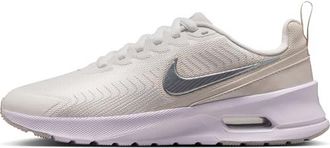Nike Nike Baskets Air Max Nuaxis pour Femme - Blanc Sommet et m&eacute;tal - Taille 42 EU