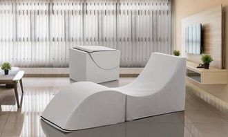 Talamo Italia Lit pliant Andreina, Pouf transformable en lit simple, Méridienne en simili cuir, 100% Made in Italy, 130x50h50 cm, Blanc