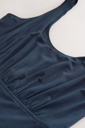 Next Midikleid Sommerliches, tailliertes Jersey-Midikleid (1-tlg)