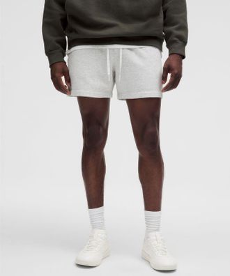 lululemon Steady State Shorts im Classic Fit f&uuml;r M&auml;nner - 13 cm - Gr&ouml;&szlig;e 2XL in Heathered Core Ultra Light Grey