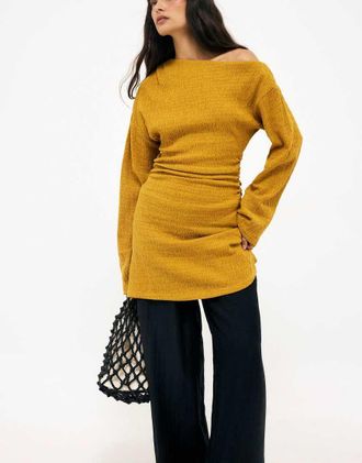 NA-KD Lang&auml;rmliges Minikleid in Senfgelb