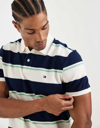 Tommy Hilfiger Polo coupe classique &agrave; rayures - Bleu marine et blanc