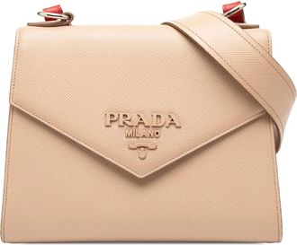 Prada Hobo Bags - Saffiano Cuir Monochrome Envelope Crossbody - Gr. unisize - in Braun - f&uuml;r Damen