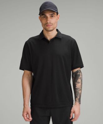 lululemon Strukturiertes Kurzarm-Poloshirt aus Mesh f&uuml;r M&auml;nner - Gr&ouml;&szlig;e 2XL in Black