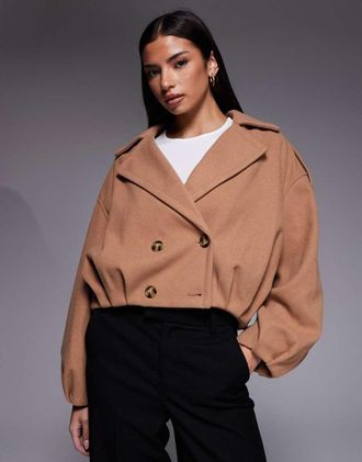 River Island Veste courte aspect laine &agrave; ourlet bouffant - Marron clair-Brown