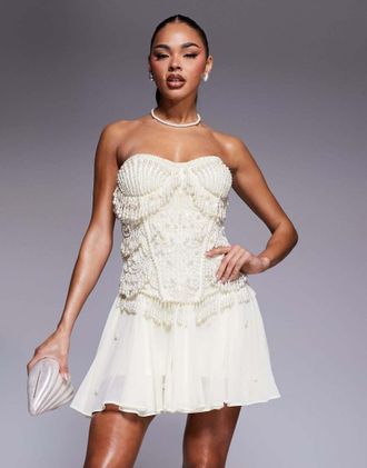 Asos Robe courte bandeau style corset avec perles nacr&eacute;es - Ivoire-Jaune