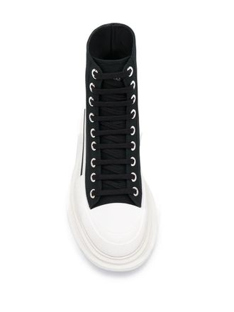 Alexander McQueen Tread Slick Sneaker - Black