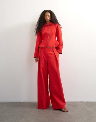 Topshop pantalon large taille basse &agrave; plis ajust&eacute; rouge