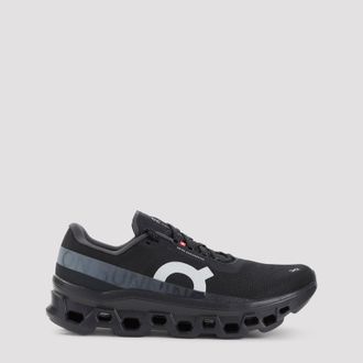 On Sur les baskets Cloudmonster 1