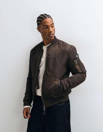Schott NYC wattierte Nylon-Bomberjacke in Dunkelbraun