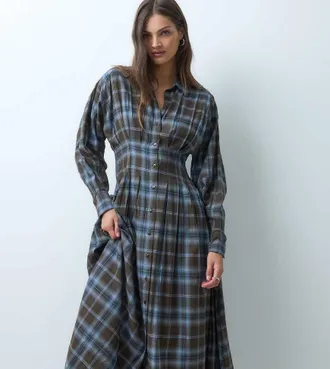 Asos Tall ASOS DESIGN Tall robe chemise mi-longue &agrave; taille cintr&eacute;e &agrave; carreaux chocolat-Multi